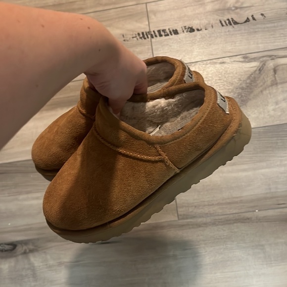 UGG | Shoes | Mini Uggs | Poshmark